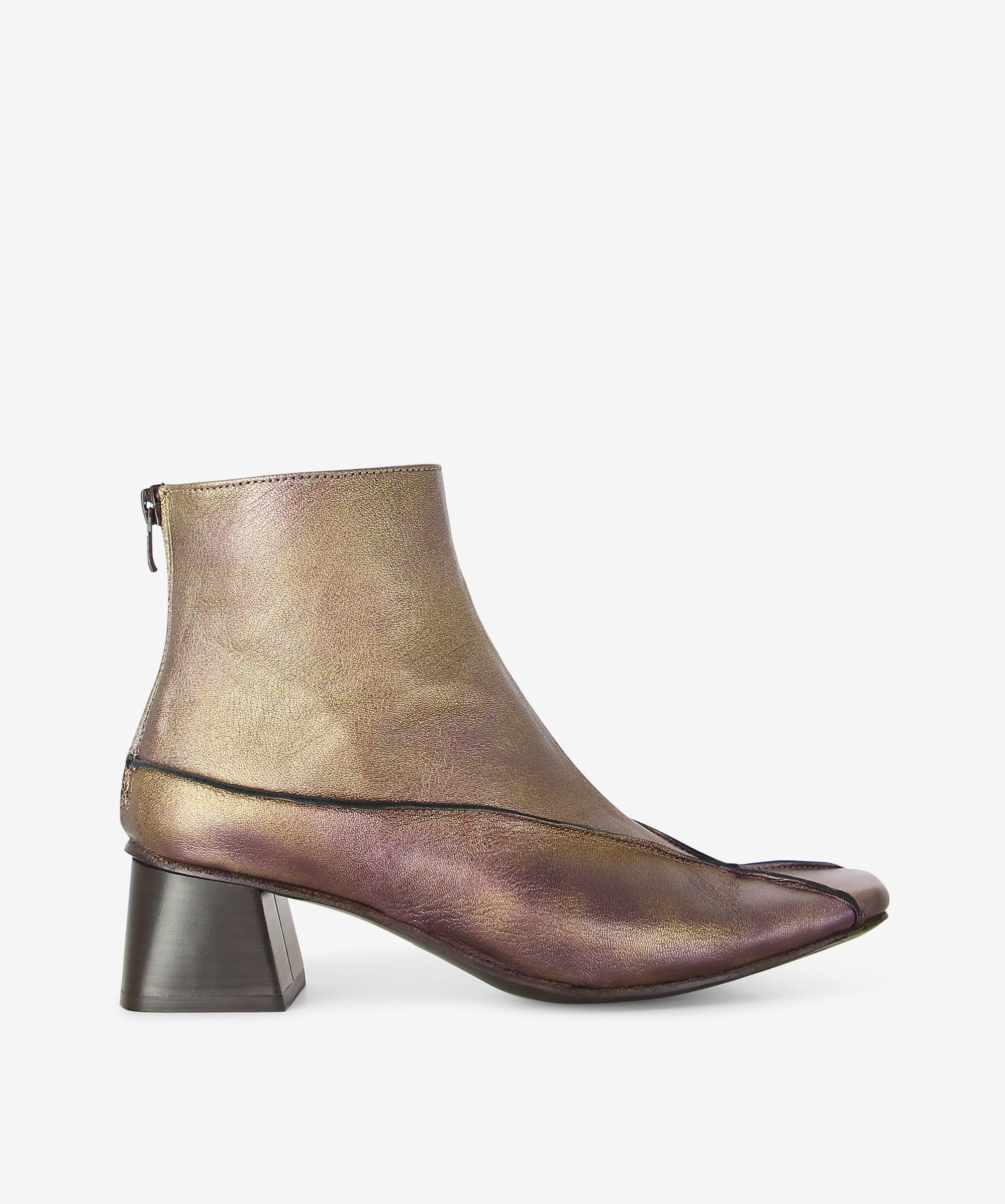 224101 by 2 Baia Vista – ZOMP