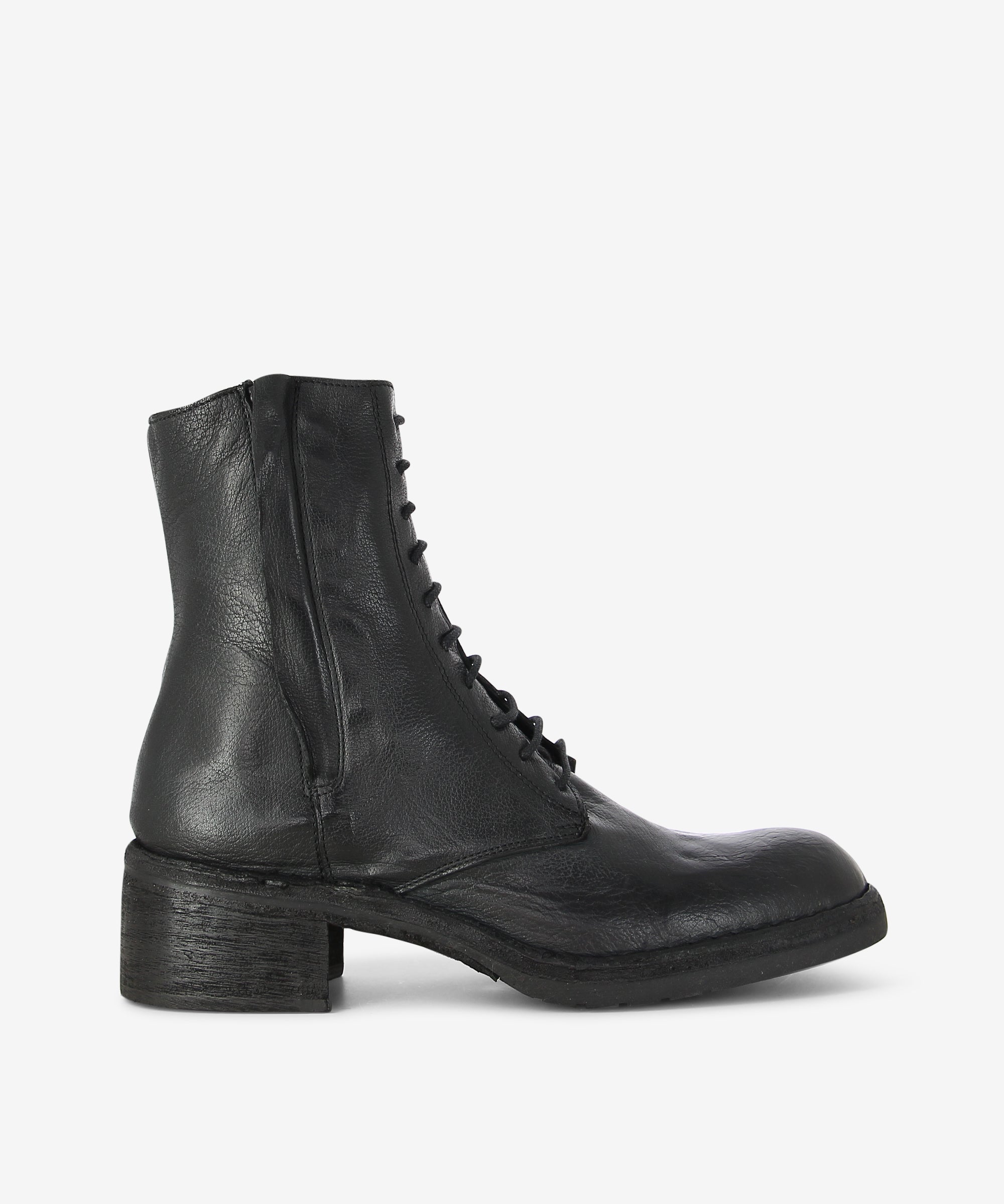 901 by 2 Baia Vista – ZOMP